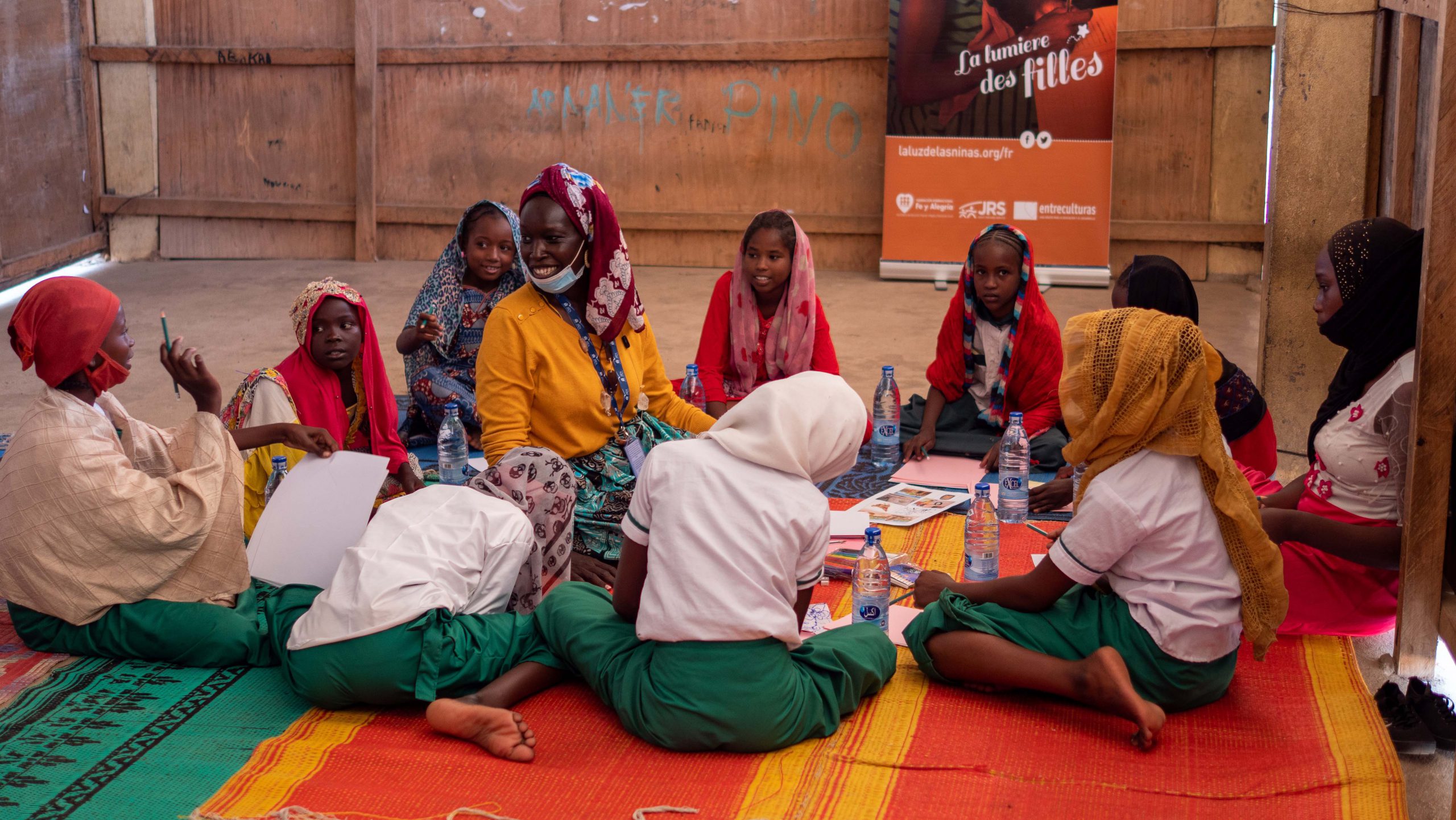 Chad: dibujando un futuro mejor para las niñas refugiadas - JRS